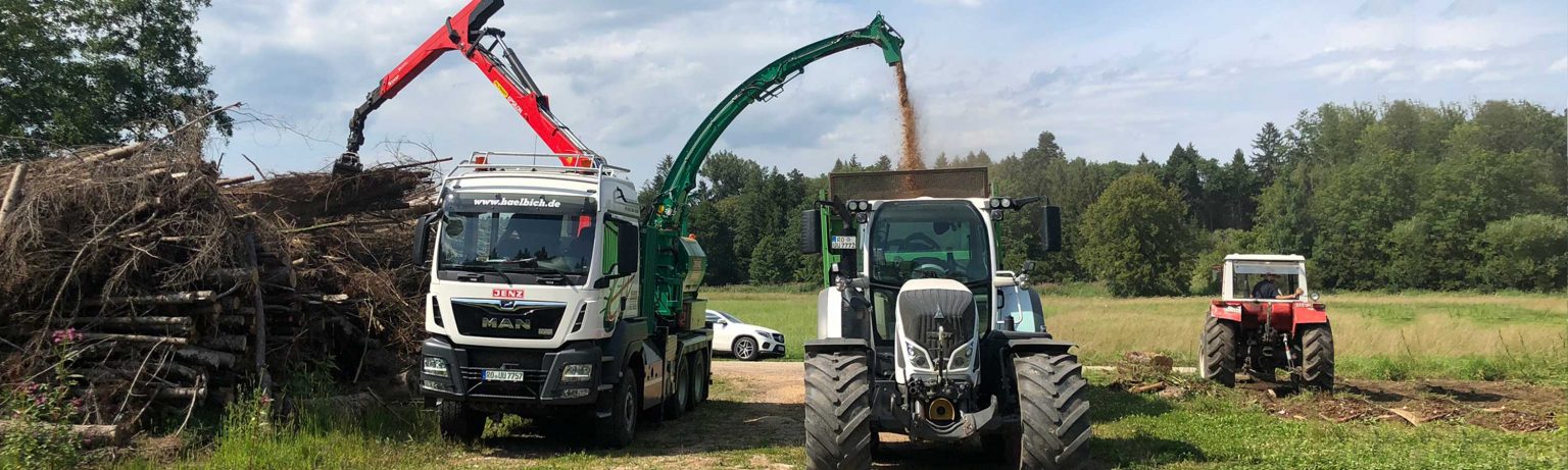 JENZ Chippertruck Hacker - Hälbich